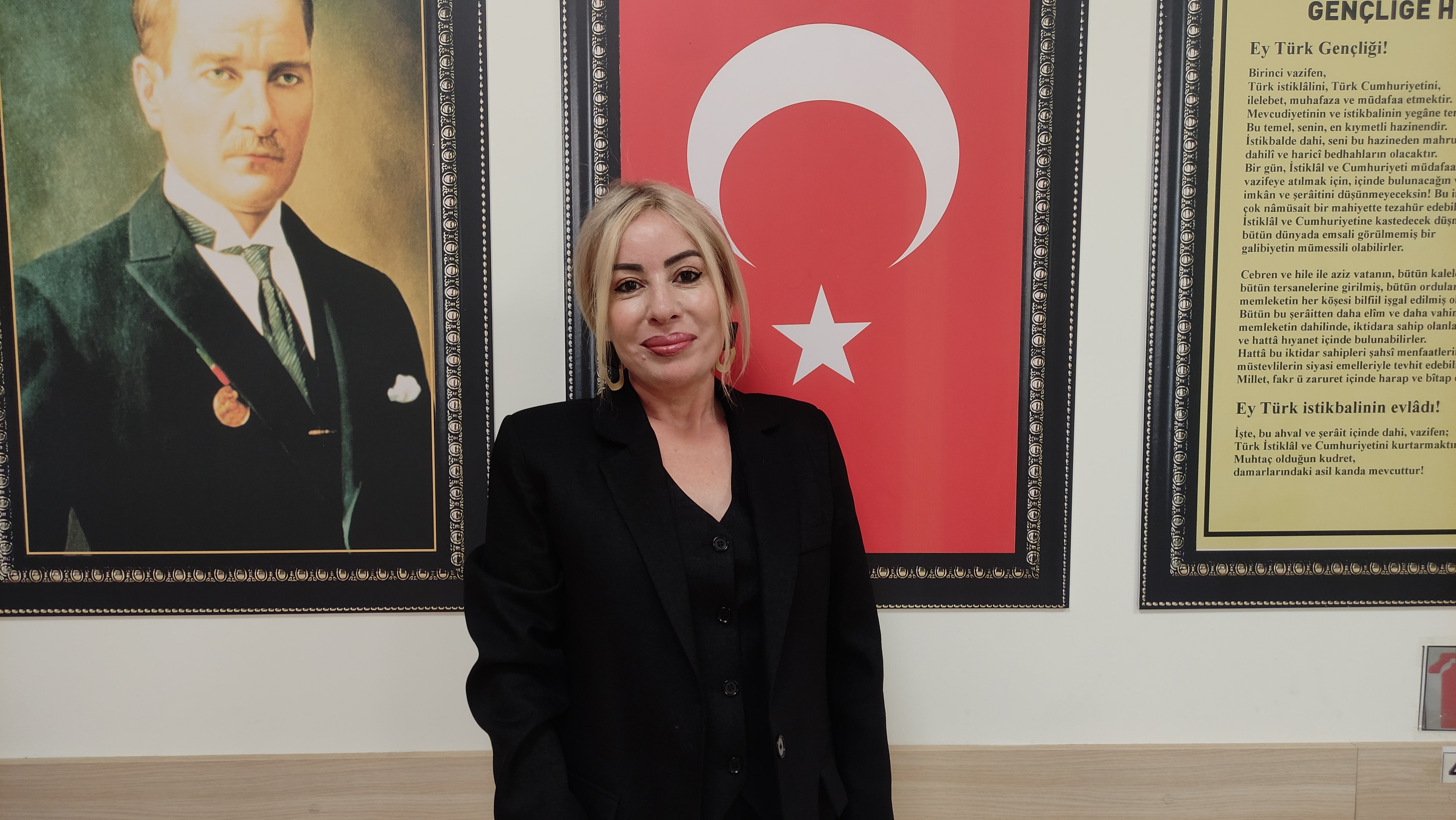 KAT’I SANATI’NIN BÜYÜLEYİCİ DÜNYASI: KANUNİ SULTAN SÜLEYMAN'IN HAYRAN ...